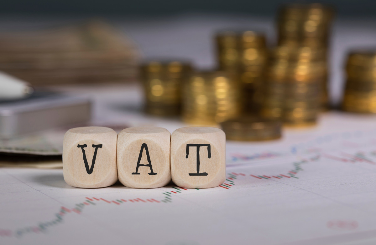 VAT-R jak wypełnić krok po kroku z przykładami - inwestor.edu.pl